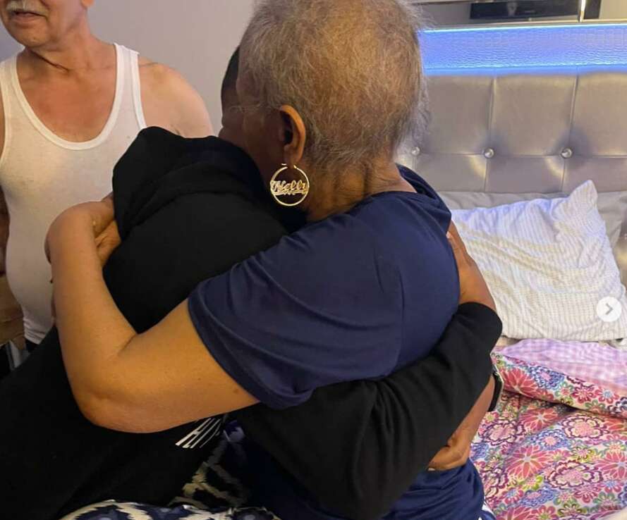 Muere la mamá de Iván »Iron Boy» Calderón - NotiCel - La verdad como es ...