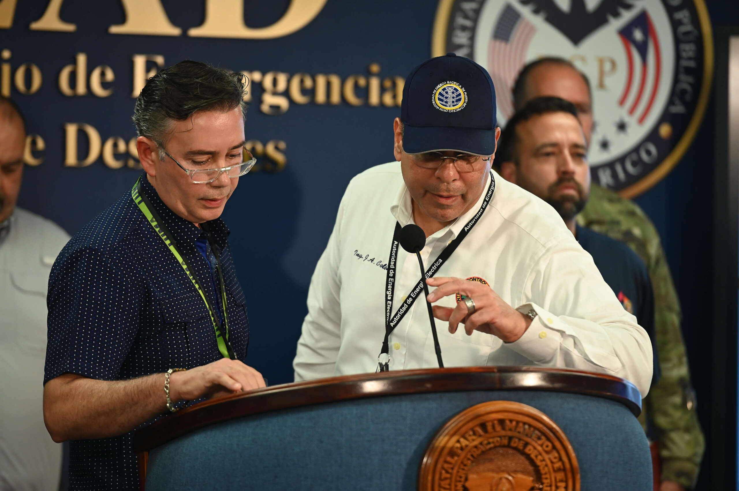 Josué Colón se emociona en medio de conferencia de prensa - NotiCel ...