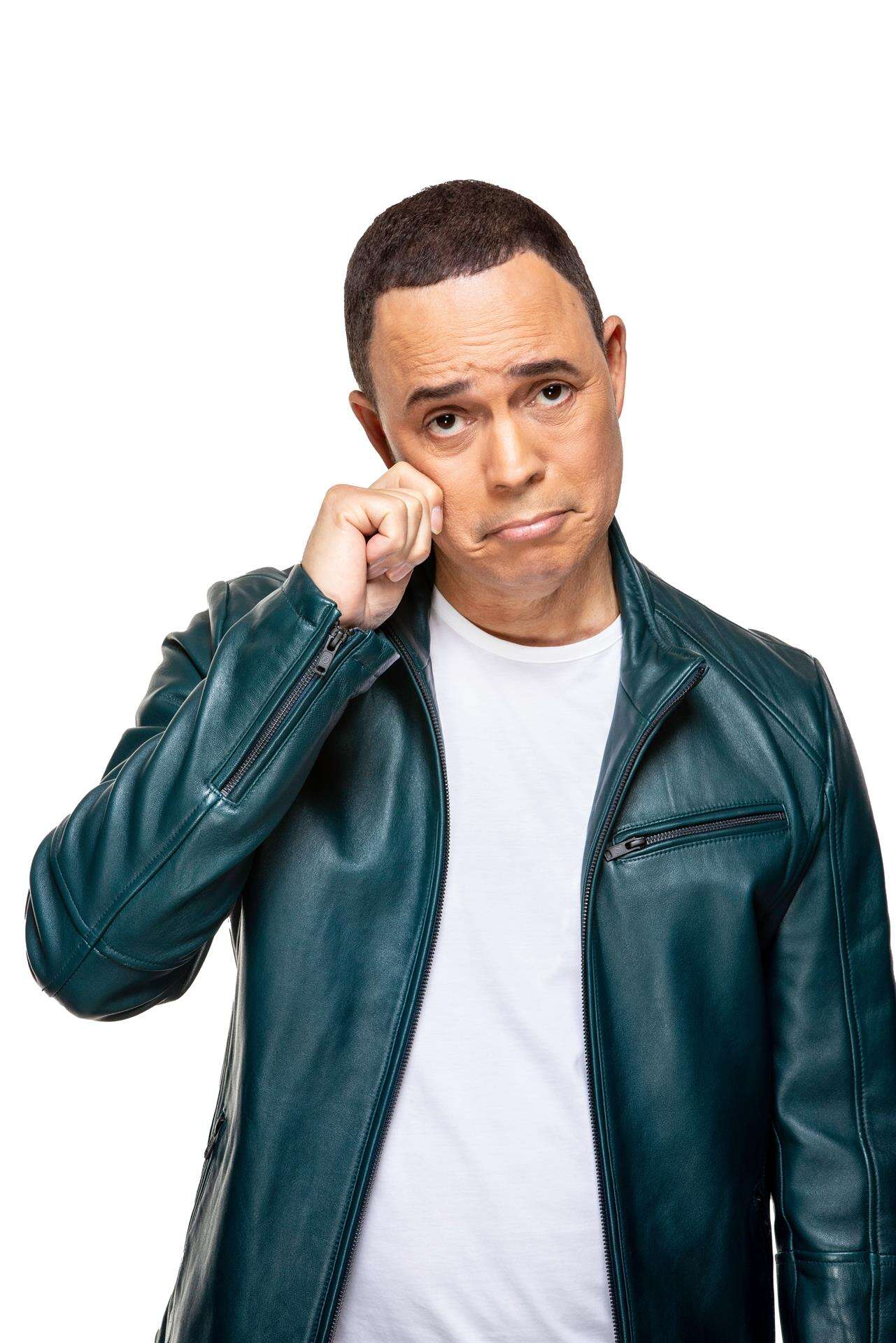 Alexis Valdés rompe el mito de «los hombres no lloran» en su nuevo ...