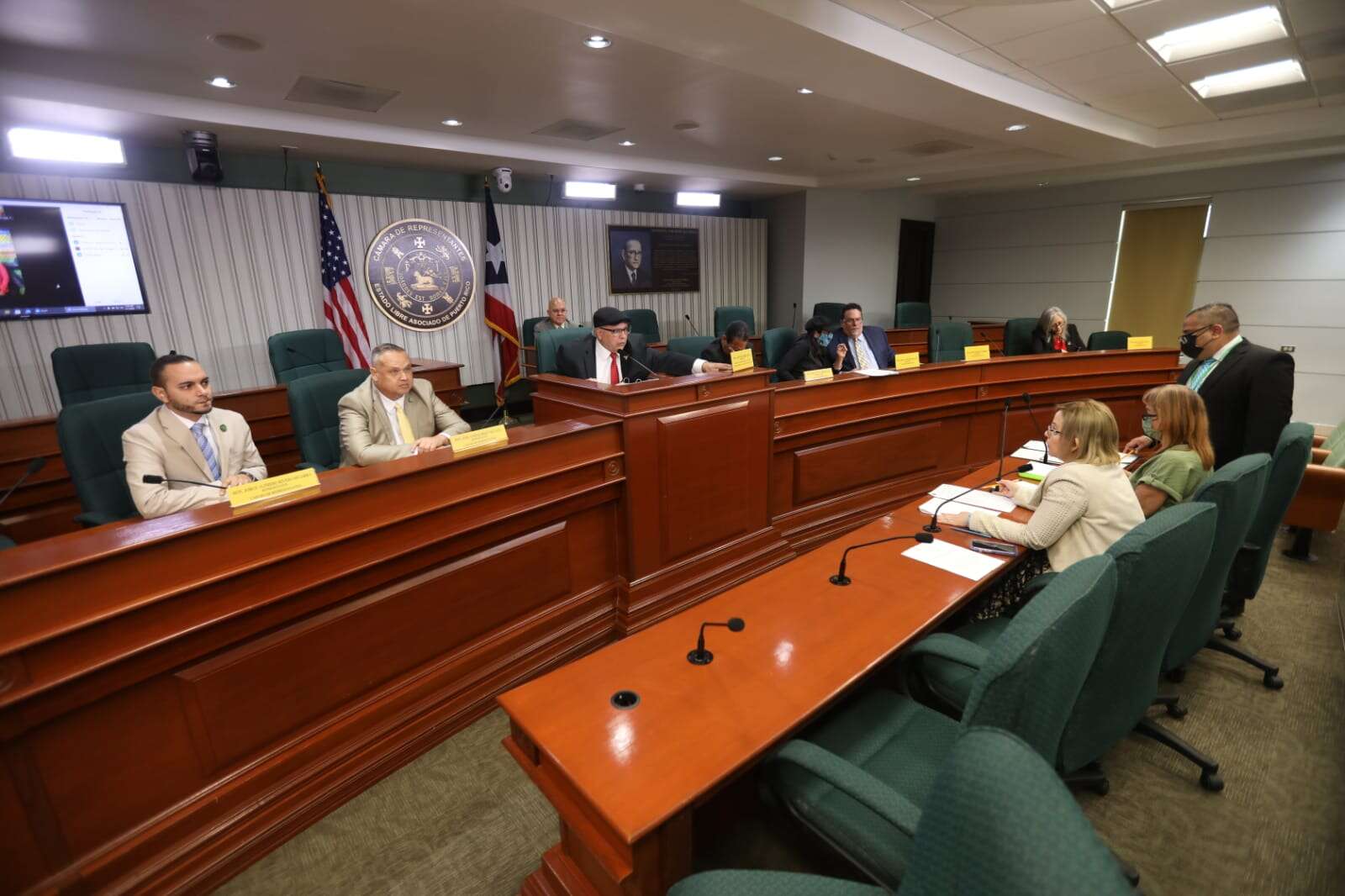 Cámara: iría a votación hoy resolución acerca de incumplimiento de LUMA ...