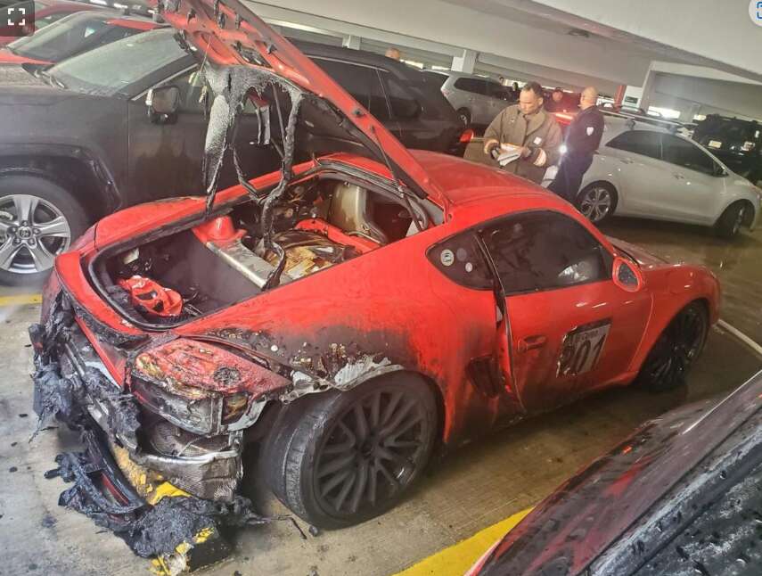 Bomberos controla incendio en multipisos de Plaza las Américas - NotiCel - La verdad como es ...