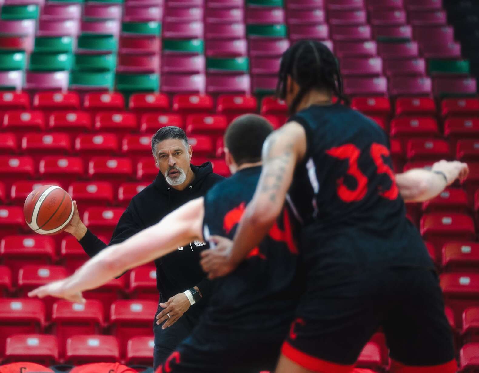 Piculín Ortiz se une a los Gigantes de Carolina - NotiCel - La verdad ...