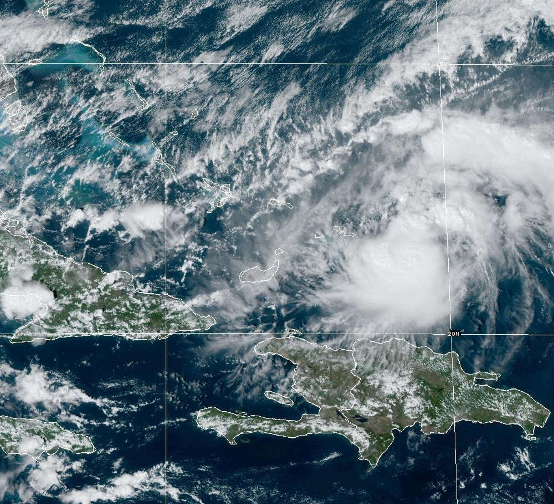 Cuba prevé que el huracán Óscar toque tierra tarde hoy por su extremo ...