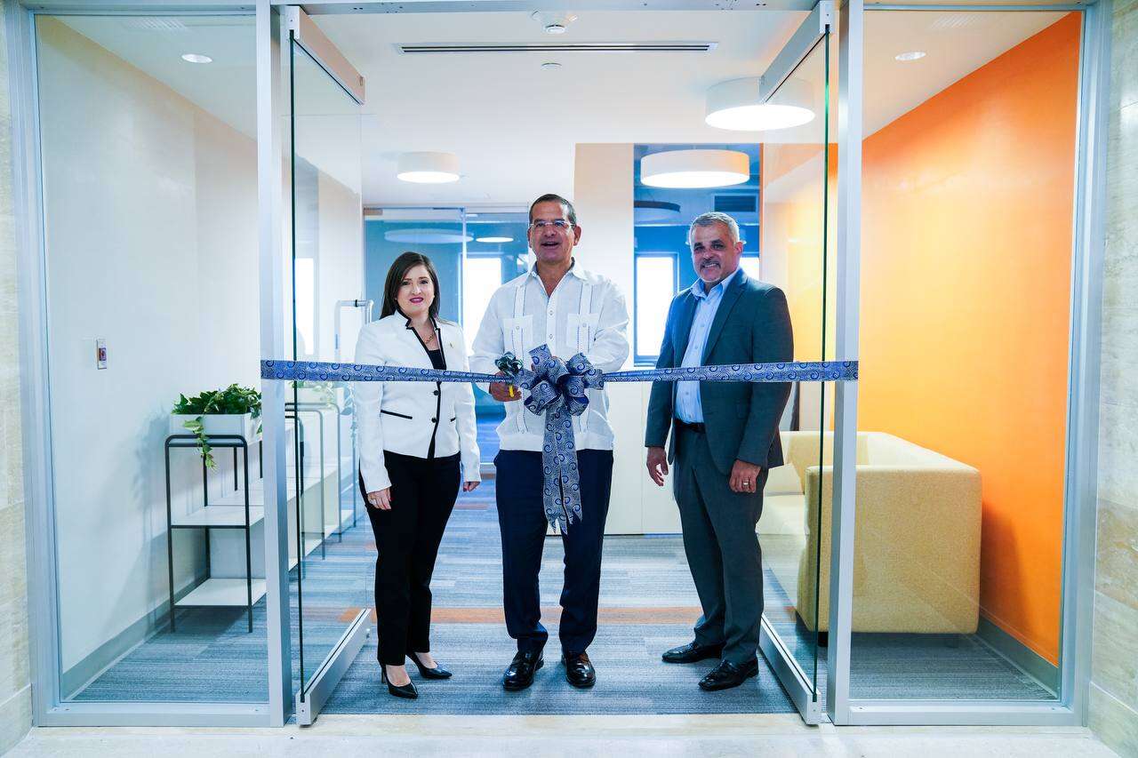 Inauguran remodelado piso en la Torre Norte del Centro Gubernamental ...