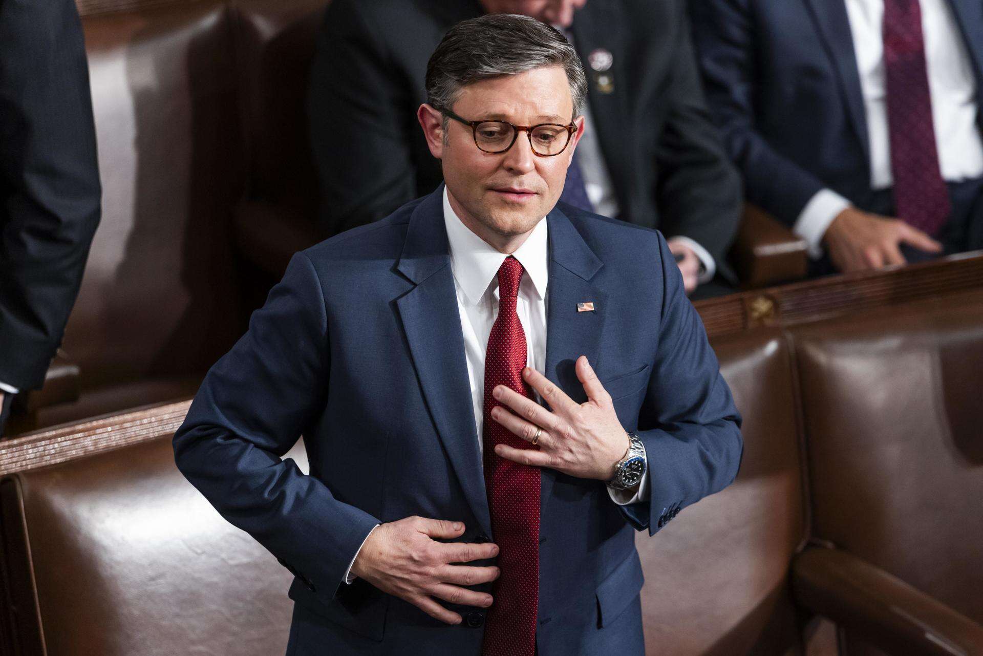 Mike Johnson suda la gota gorda para revalidar como Speaker de la ...