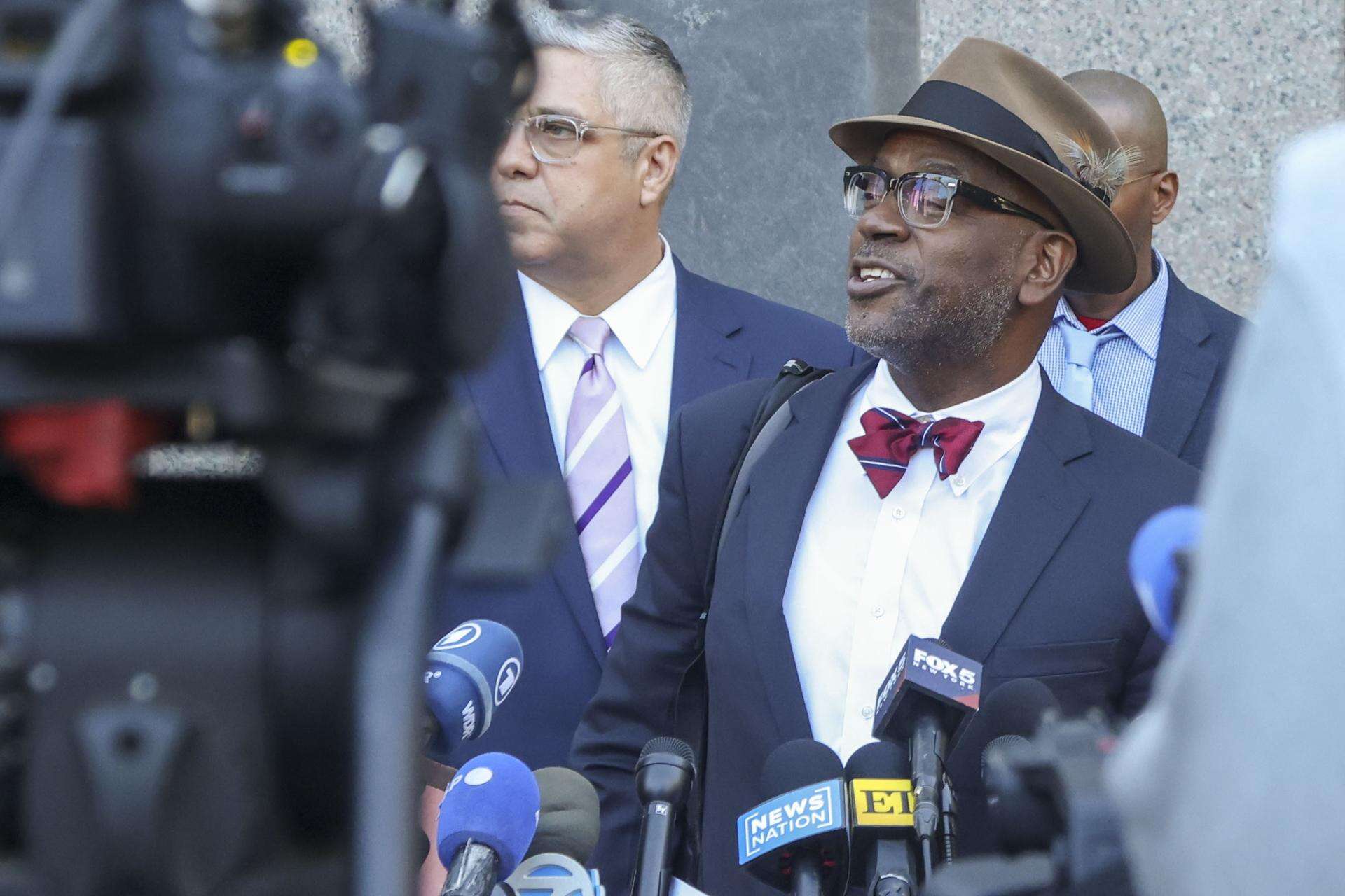 Uno de los abogados de Diddy se retira del caso antes de iniciar el ...