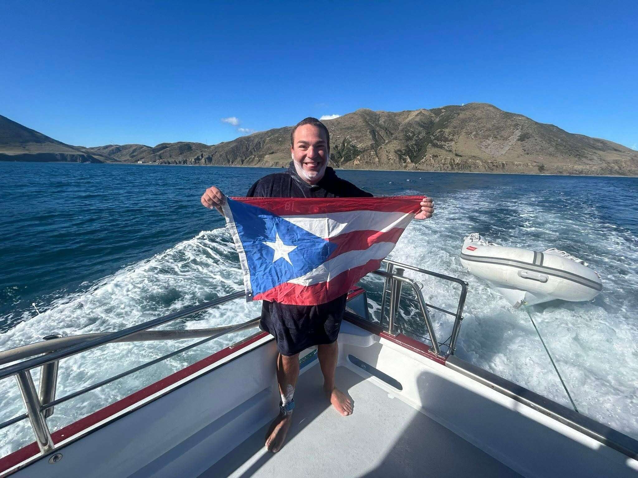 Joel Matos completa el cruce del Estrecho de Cook en Nueva Zelanda ...