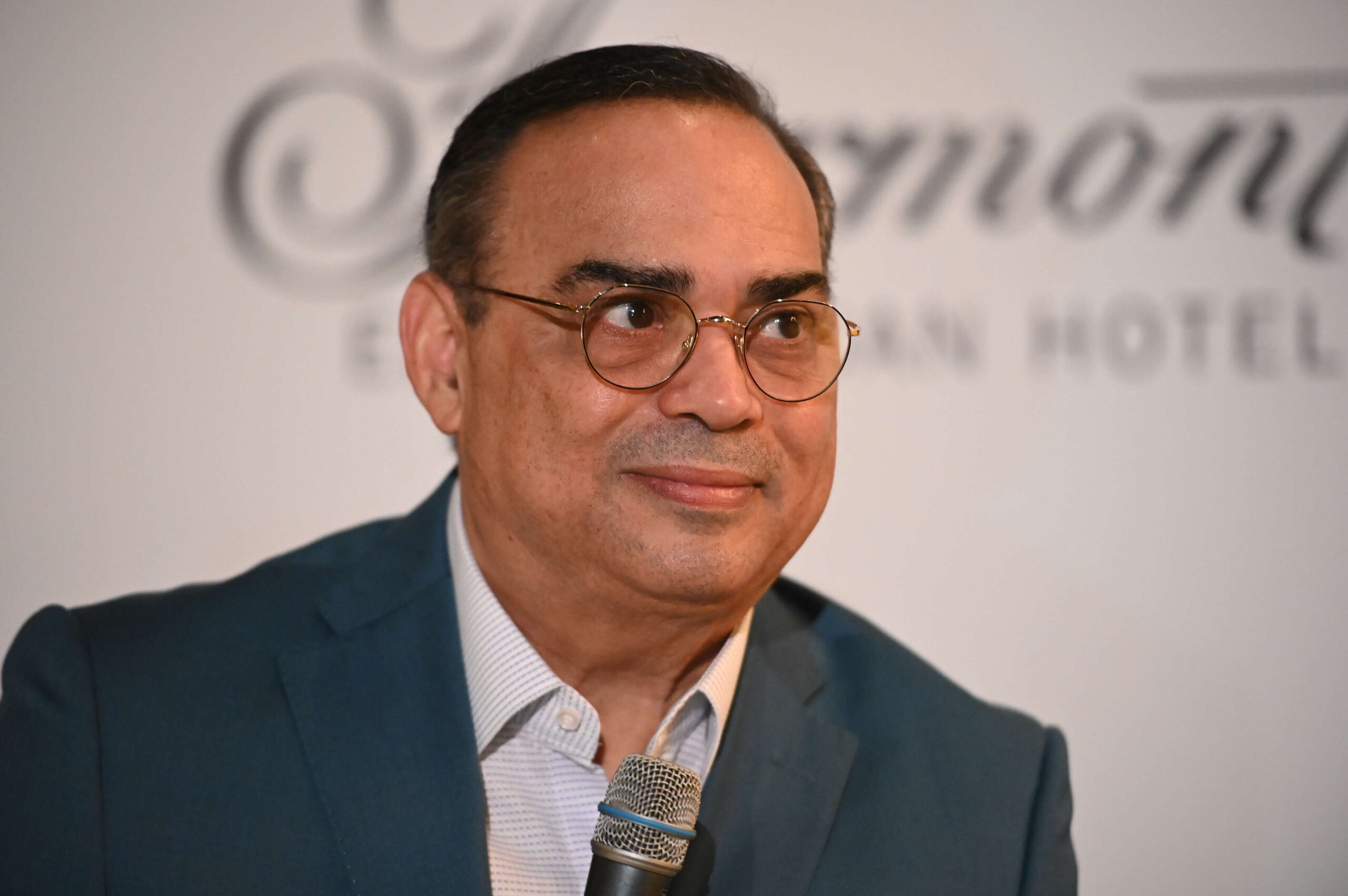 Crónica sobre la vida y legado de Gilberto Santa Rosa en la salsa lo ...
